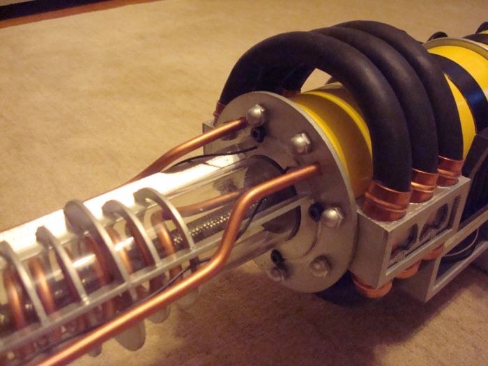 Homemade Fallout 3 Plasma Rifle Replica | Amusing Planet